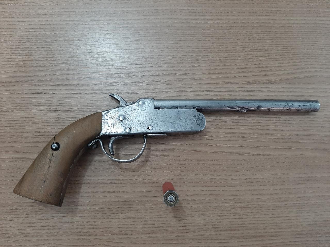 Policiais do 6º BPM tiram das ruas três armas de fogos em Guajará-Mirim ...